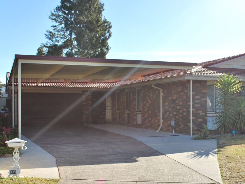 18 Nigel Place, Macquarie Fields, NSW 2564 - realestate.com.au