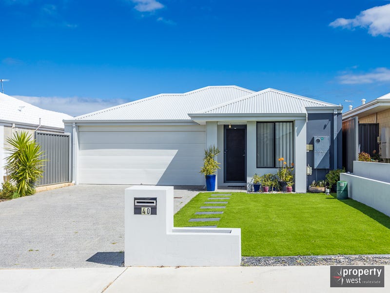 40 Mapleton Drive, Yanchep, WA 6035 - Property Details
