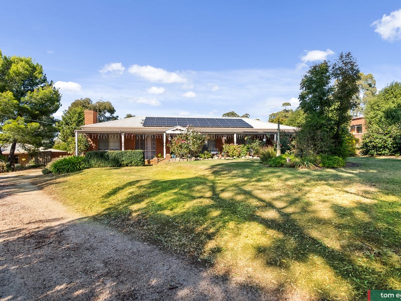 12 Bridge Street, Pyalong, Vic 3521 - Property Details