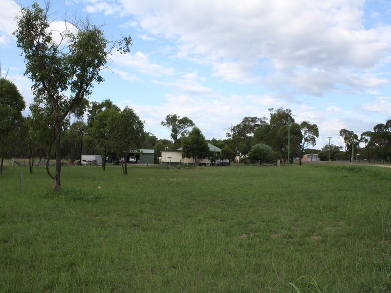 5 Gladfield Street, Hendon, QLD 4362 - realestate.com.au