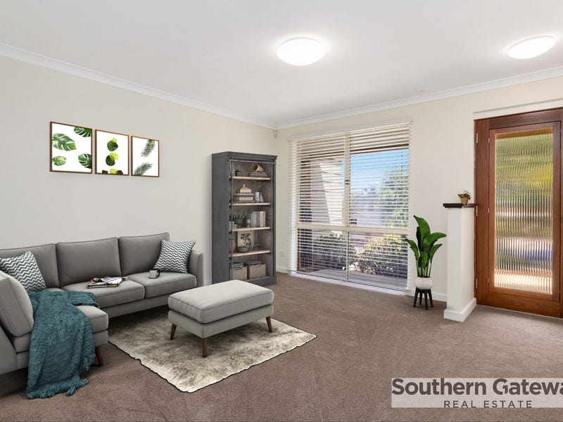 18 Cromer Gardens, Parmelia, WA 6167 - Property Details