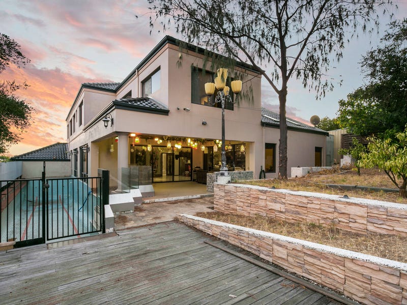 92 Hobbs Avenue, Como, WA 6152 - Property Details