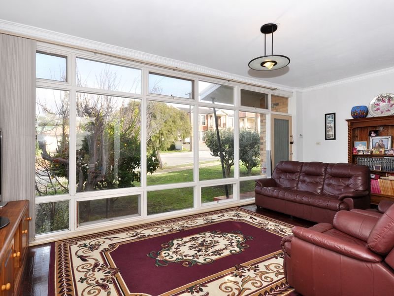 11 Aaron Avenue, Darlington, SA 5047 - Property Details