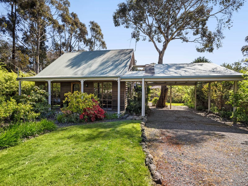 32 Washington Lane, Woodend, Vic 3442 - Property Details