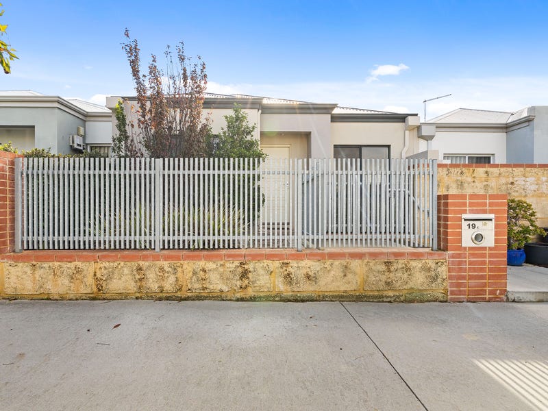 19 Perkins Drive, Clarkson, WA 6030 - Property Details