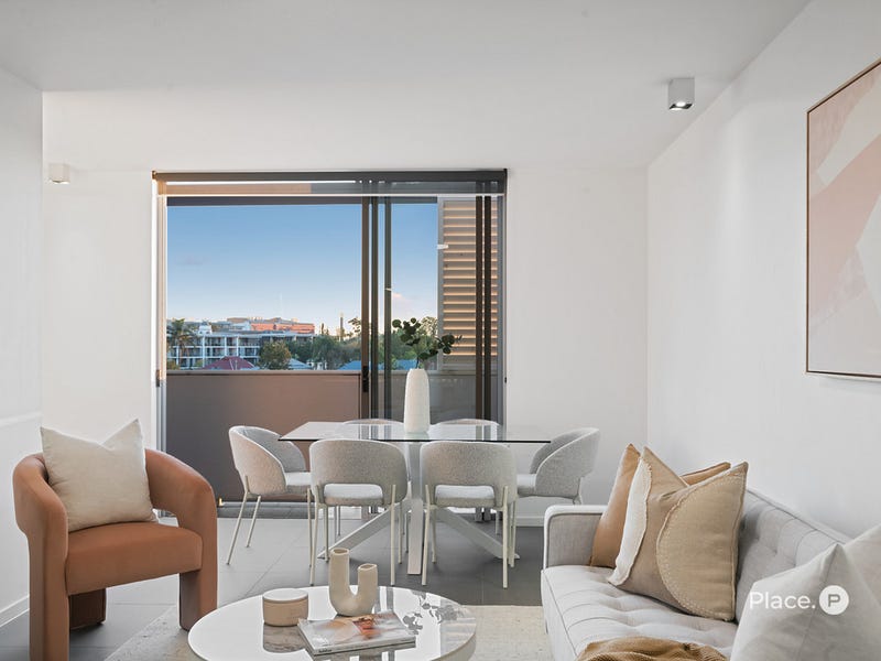 710/159 Logan Road, Woolloongabba, Qld 4102 - Property Details