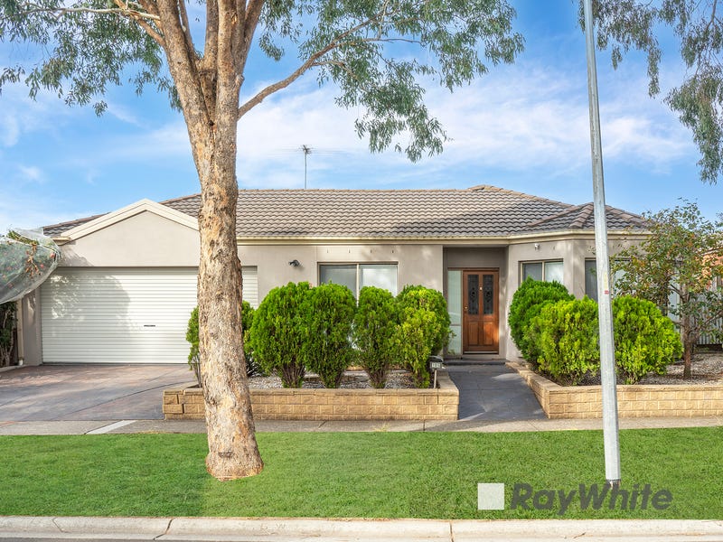 105 Emily Drive, Hallam, Vic 3803 - Property Details