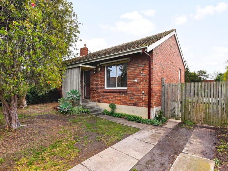 18 Railton Grove, Preston, Vic 3072 - Property Details