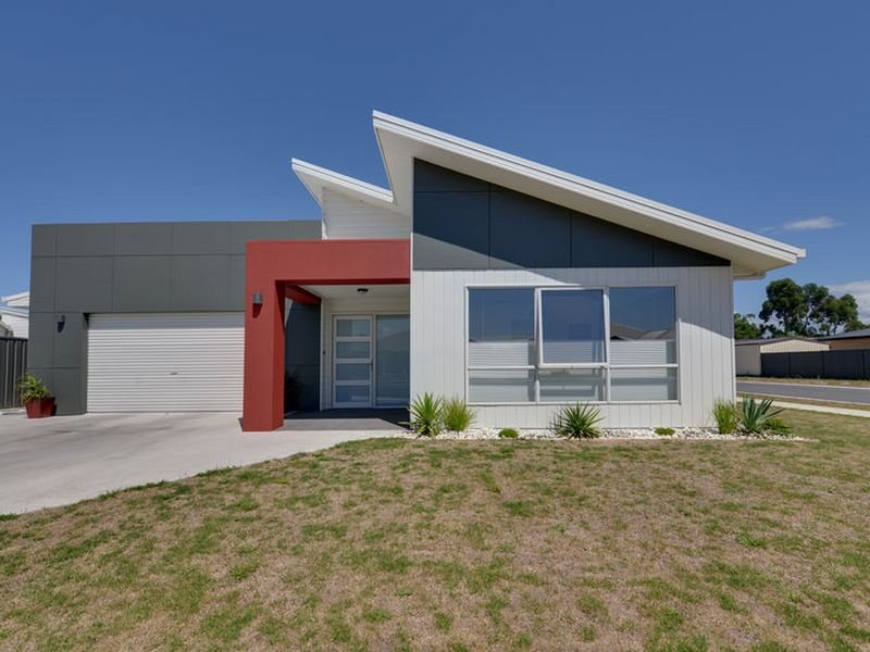 27 York Street, Wynyard, TAS 7325 - realestate.com.au
