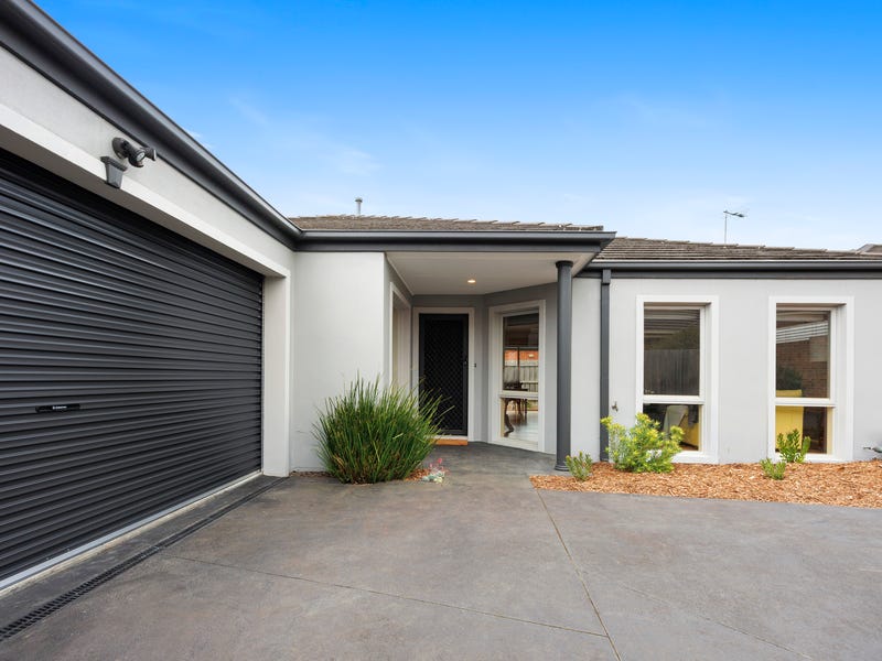 3/14 Haig Street, Mornington, Vic 3931 - Property Details