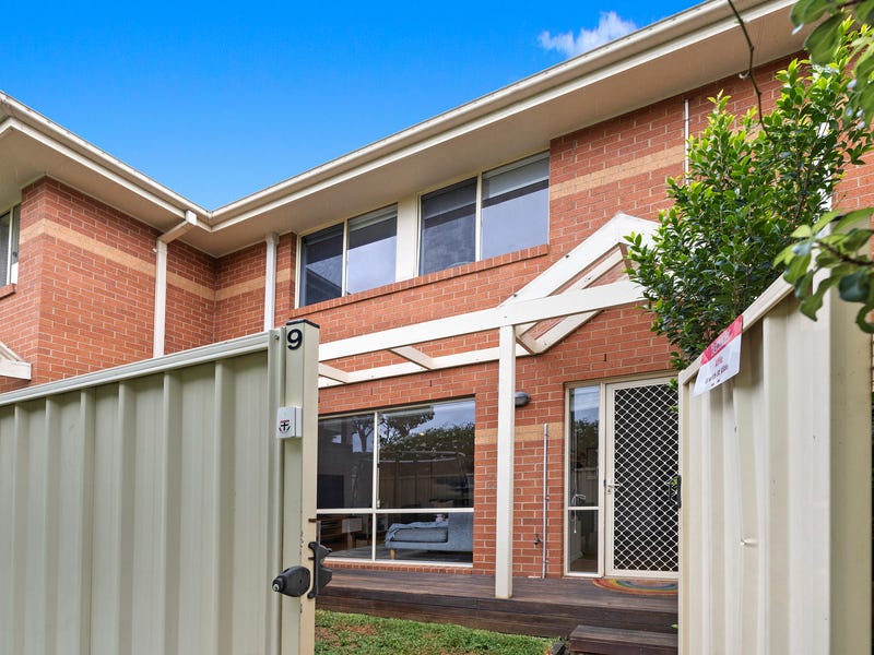 9/114 Warren Road, Mordialloc, Vic 3195 - Property Details