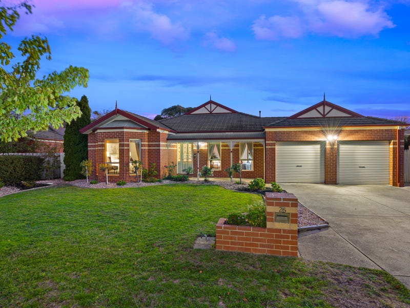 25 Robertson Drive, Alfredton, Vic 3350 - Property Details