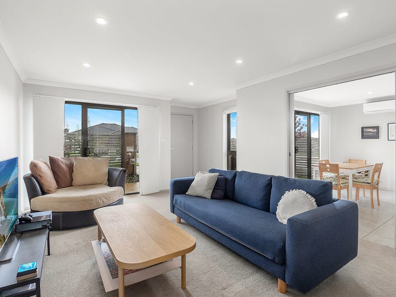 73 Greg Urwin Circuit, Casey, ACT 2913 - Property Details