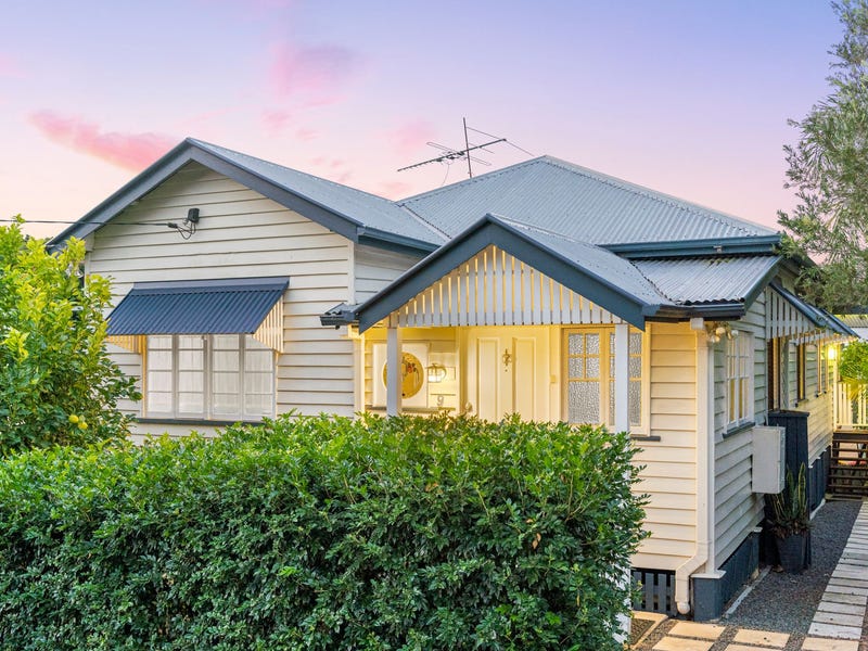 9 Sampson Street, Annerley, Qld 4103 - Property Details