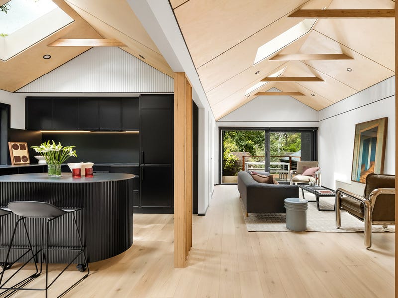 3 Bedroom Properties for Sale in Aspendale, VIC 3195 (+1 location ...