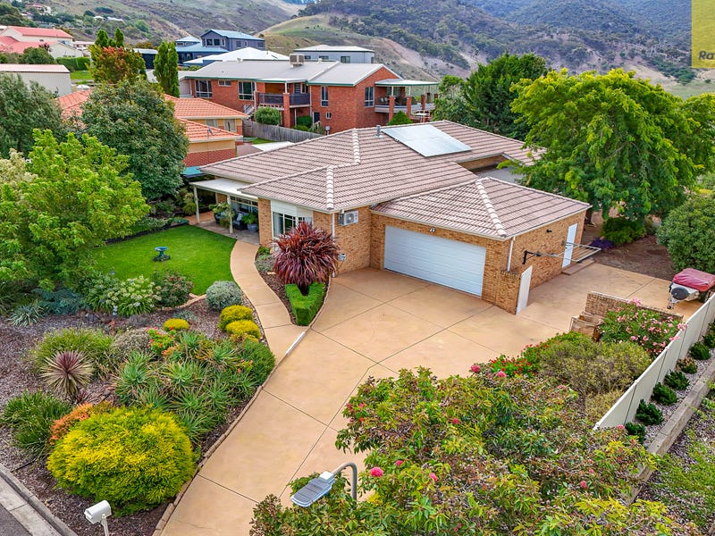 3 Augusta Place, Darley, Vic 3340 - Property Details