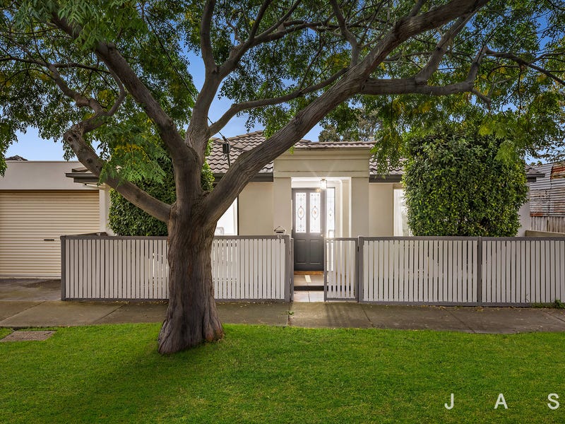 10 Bizana Street, West Footscray, VIC 3012 - realestate.com.au