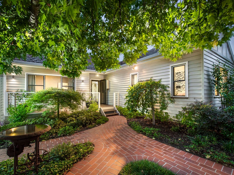 13 Morden Court, Nunawading, Vic 3131 - Property Details