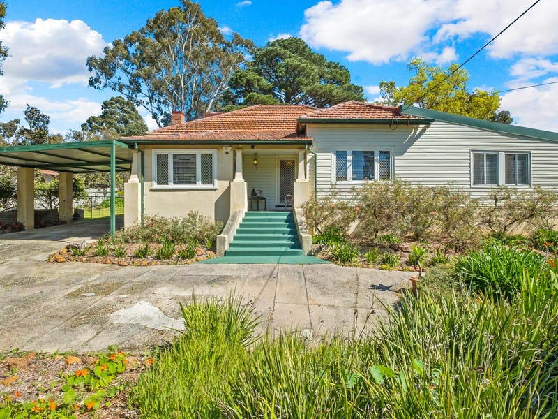 16 Wheelwright Road, Lesmurdie, WA 6076 - Property Details