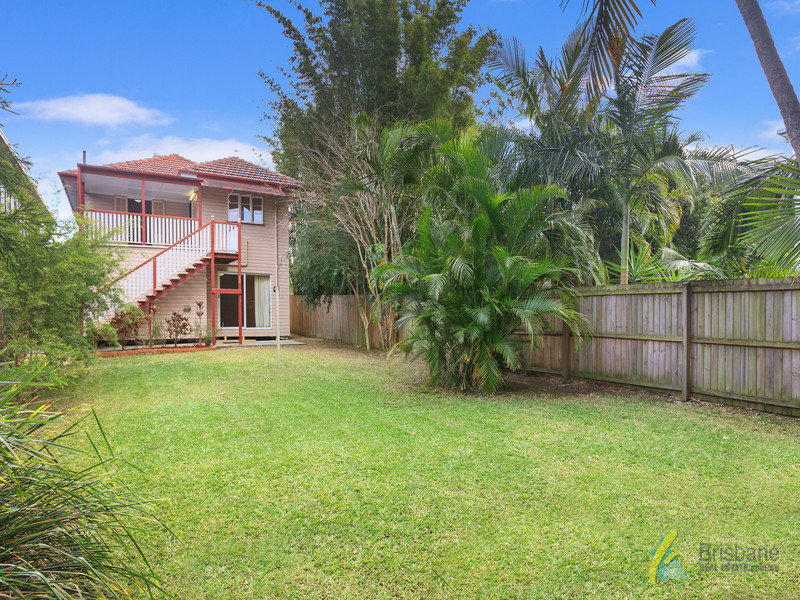 10 Tweedale Street, Graceville, Qld 4075 - Property Details