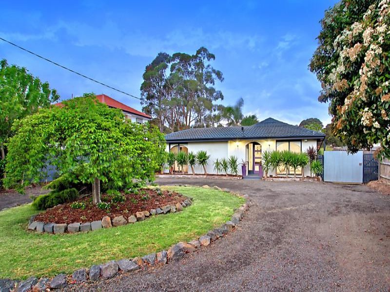 746 Yan Yean Road, Yarrambat, Vic 3091 - Property Details