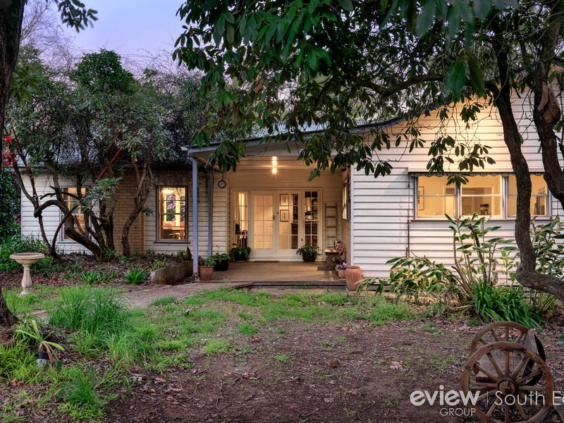 100 Ferndale Road, Silvan, VIC 3795 - realestate.com.au