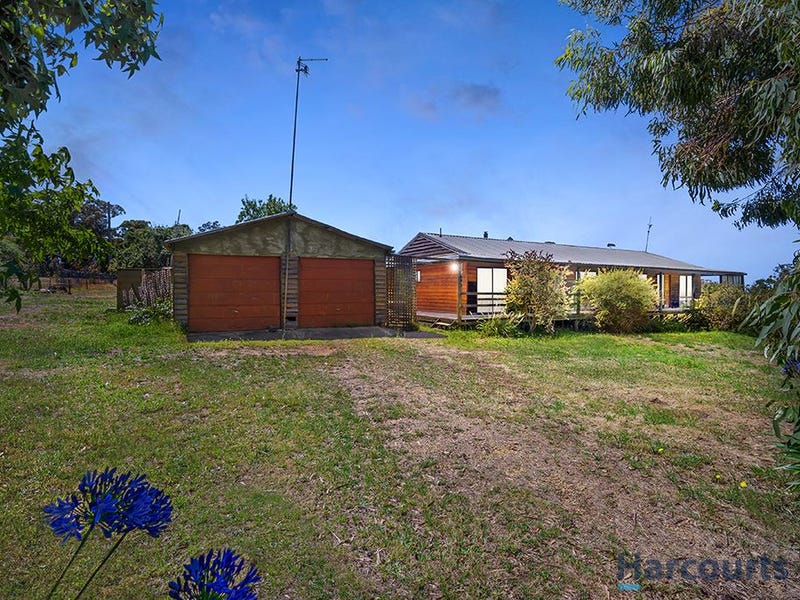 690 Snowgum Road, Berringa, Vic 3351 - Property Details