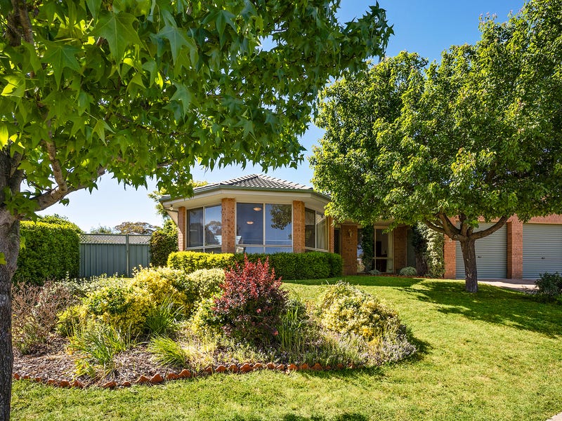 9 Bredbo Close, Amaroo, ACT 2914 - Property Details