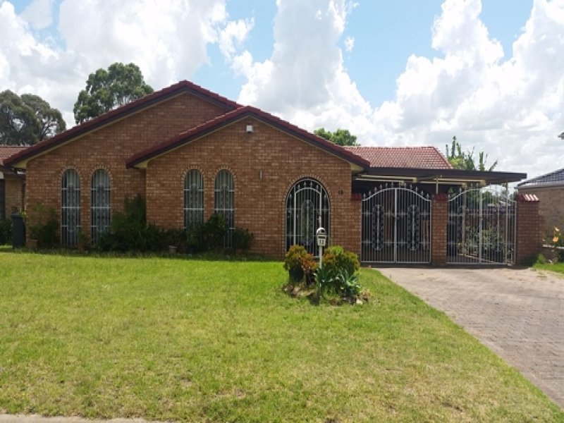 12 Nigel Place, Macquarie Fields, NSW 2564 - realestate.com.au