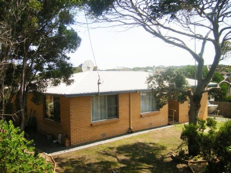 8 Beach Road, Currie, TAS 7256 - realestate.com.au
