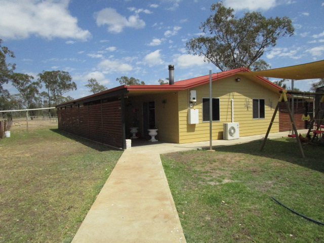 150 EMU PARADE, Tara, Qld 4421 - Property Details