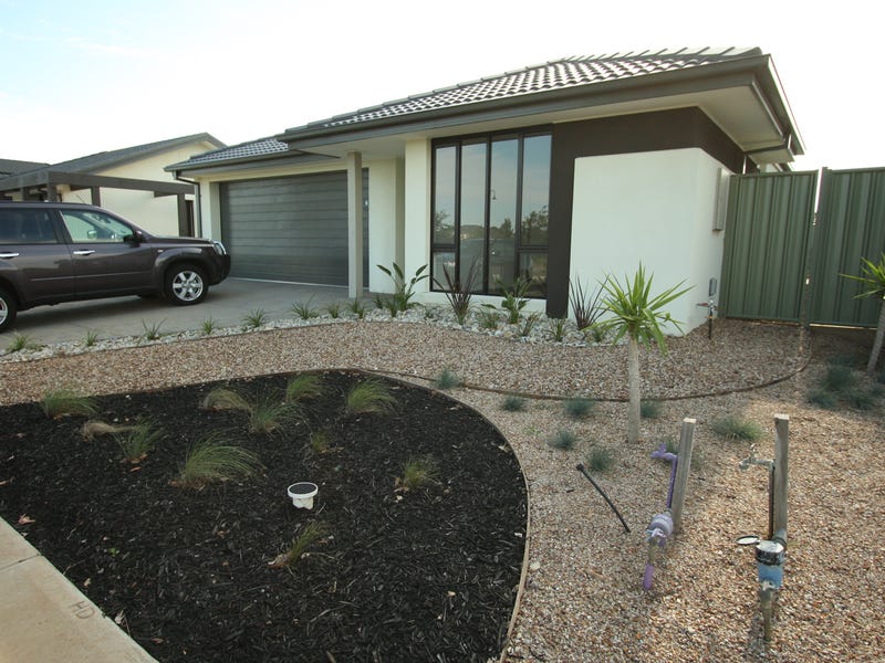 12 Munro Drive, Wyndham Vale, VIC 3024 - realestate.com.au