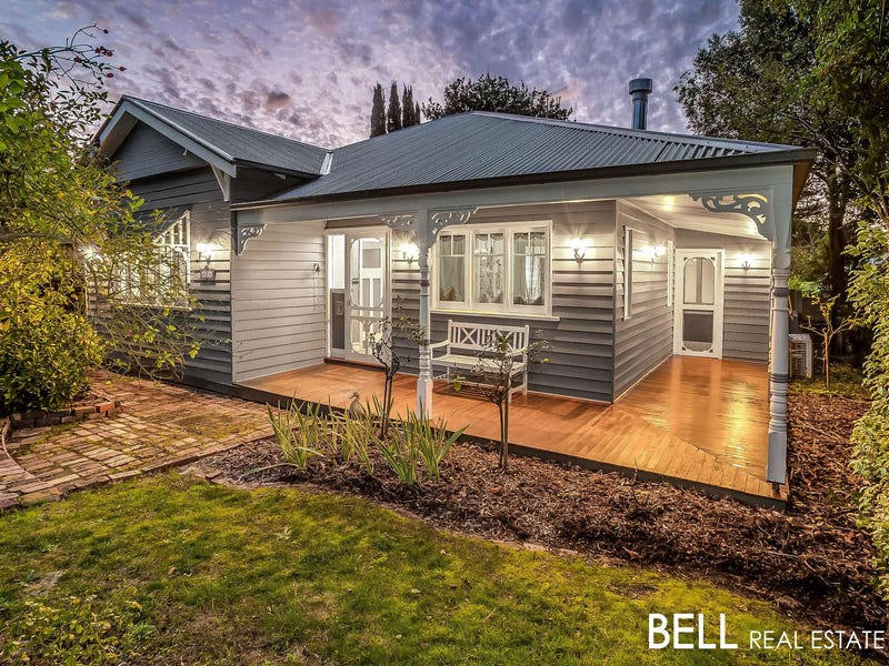 7 Walker Road, Montrose, VIC 3765 - realestate.com.au