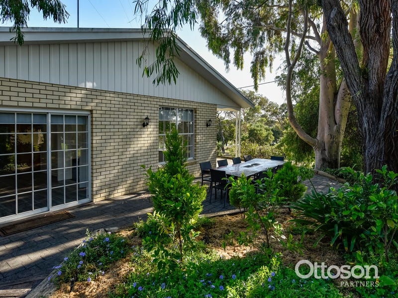 2 Valley View Drive, Naracoorte, SA 5271 - Property Details