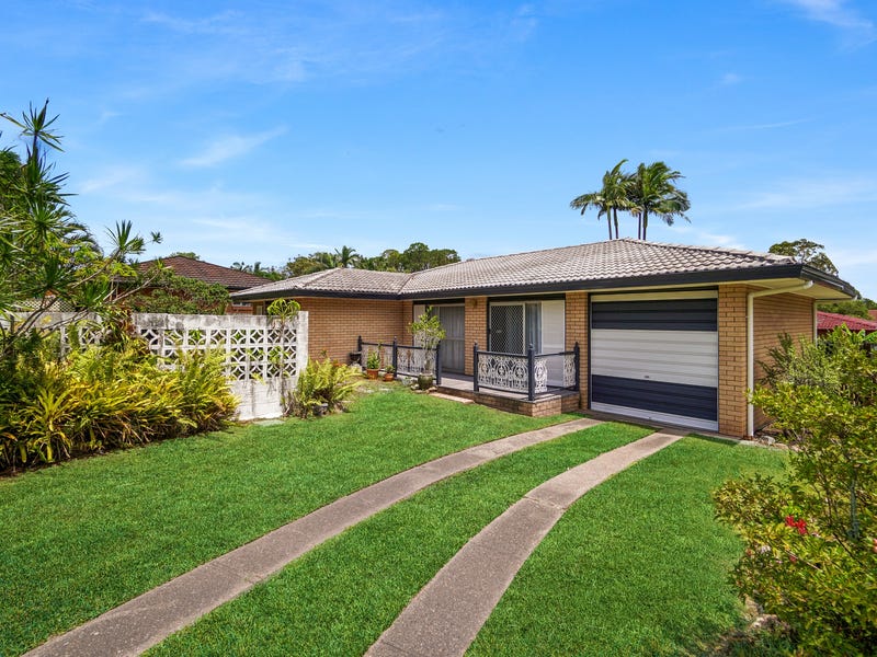 1 Pine Drive, Woodridge, Qld 4114 - Property Details