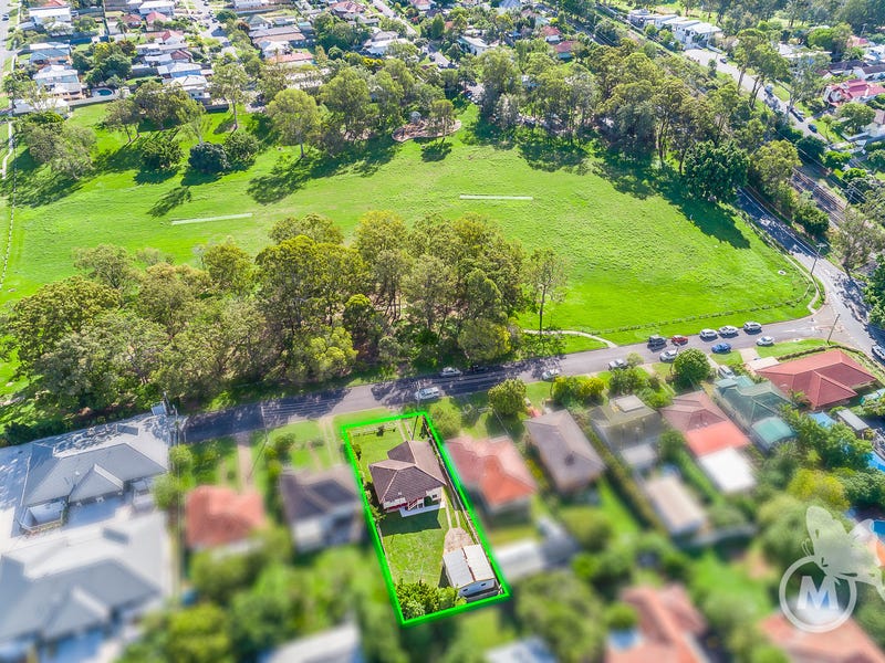 16 Towns Street, Mitchelton, Qld 4053 - Property Details