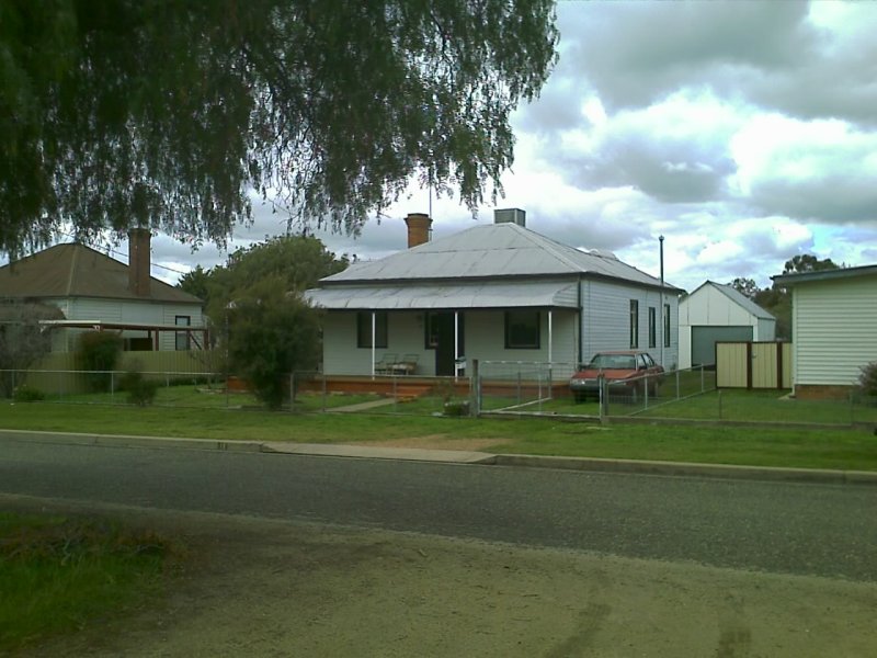 18 Murringo Street, Young, NSW 2594 - realestate.com.au