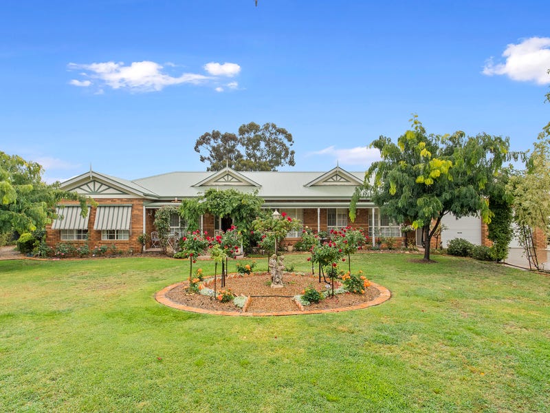 15 Cooper Grove, Strathfieldsaye, Vic 3551 - Property Details