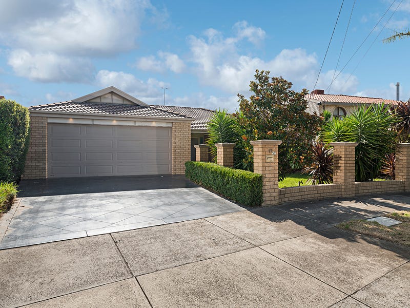 17 Claremont Crescent, Reservoir, Vic 3073 - Property Details