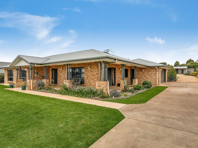 14 Cole Drive, Highfields, Qld 4352 - Property Details