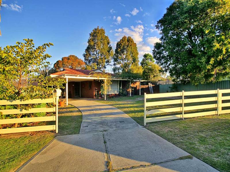 3 Pindari Court, Kelmscott, WA 6111 - realestate.com.au