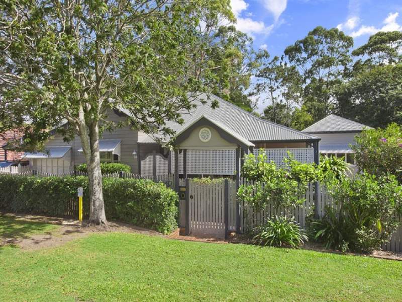 117 Fletcher Parade, Bardon, Qld 4065 - Property Details