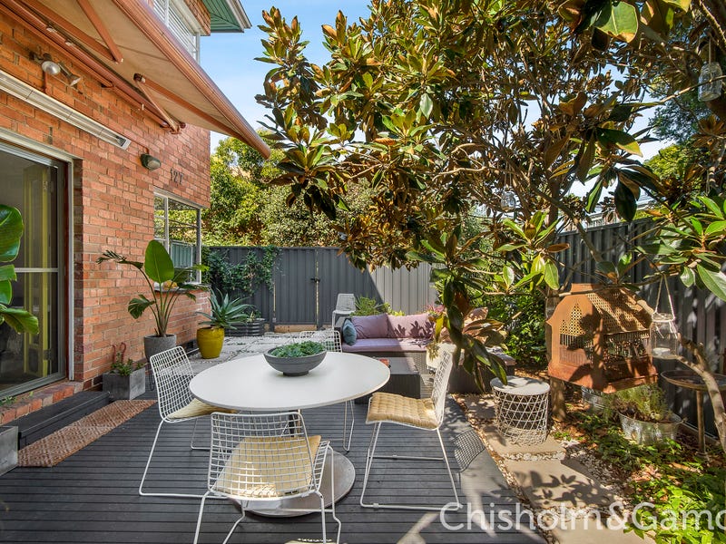 1/127 Glen Huntly Road, Elwood, Vic 3184 - Property Details