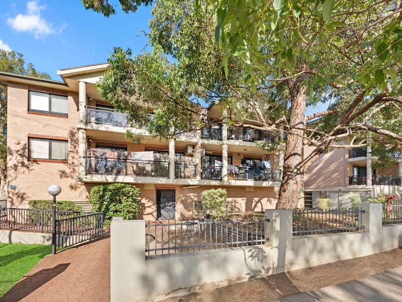18/8-12 Alexandra Avenue, Westmead, NSW 2145 - Property Details