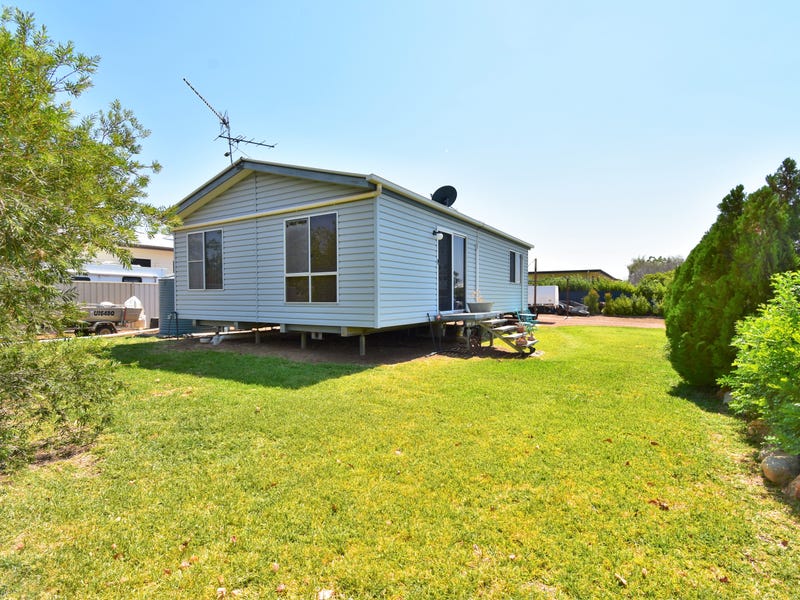 2 Honeyeater Court, Longreach, Qld 4730 - Property Details