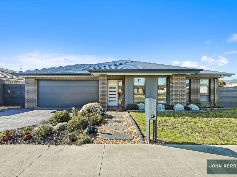 2 Farmers Way, Trafalgar, Vic 3824 - Property Details