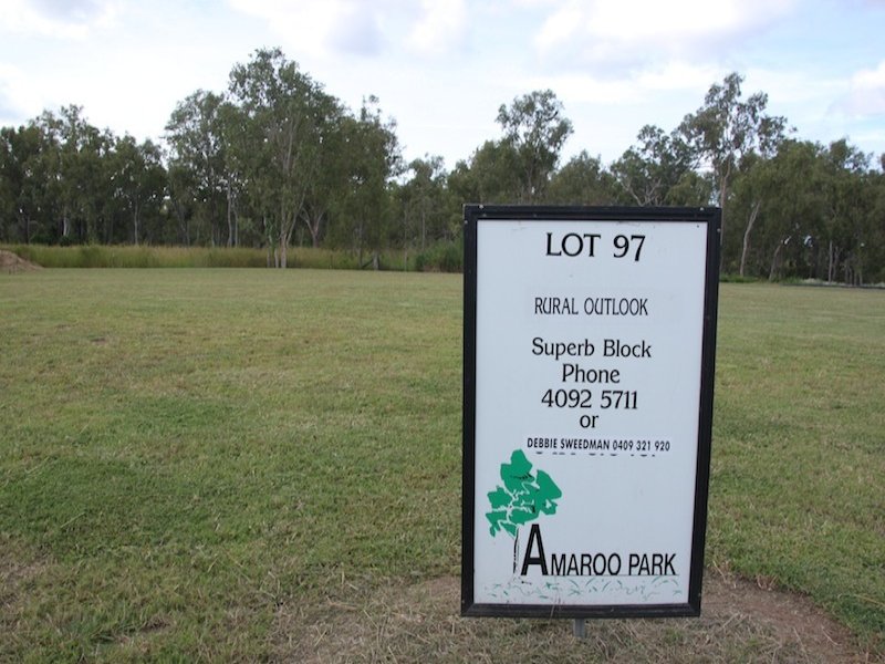 30 Amaroo Drive, Mareeba, QLD 4880 - realestate.com.au