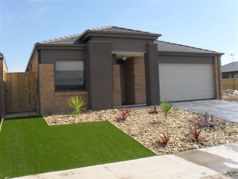 12 Samson Brook Drive, Wallan, VIC 3756 - realestate.com.au