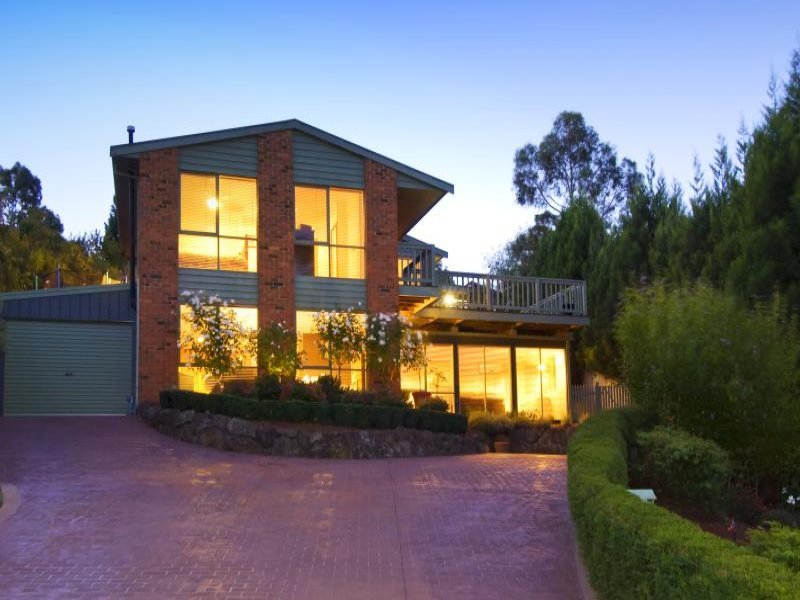 6 Goodlet Place, Eltham, Vic 3095 - Property Details