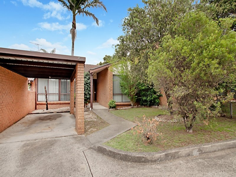 9/25 Goodenough Street *, Glenfield, NSW 2167 - Property Details